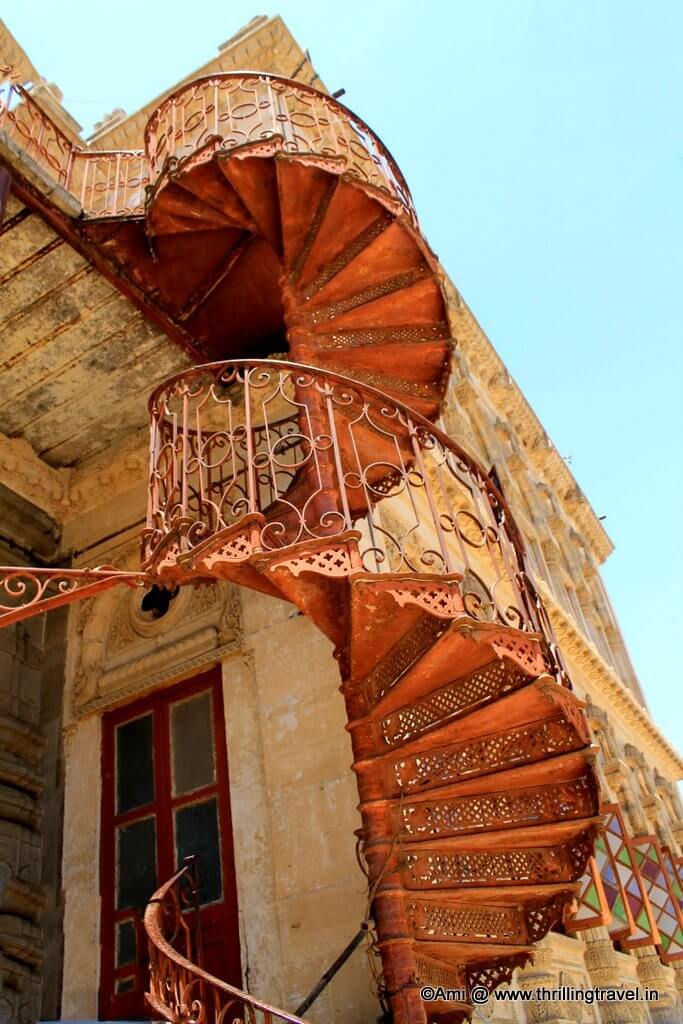 Shinde Chhatri: A Maratha's memorial in Pune - Thrilling Travel